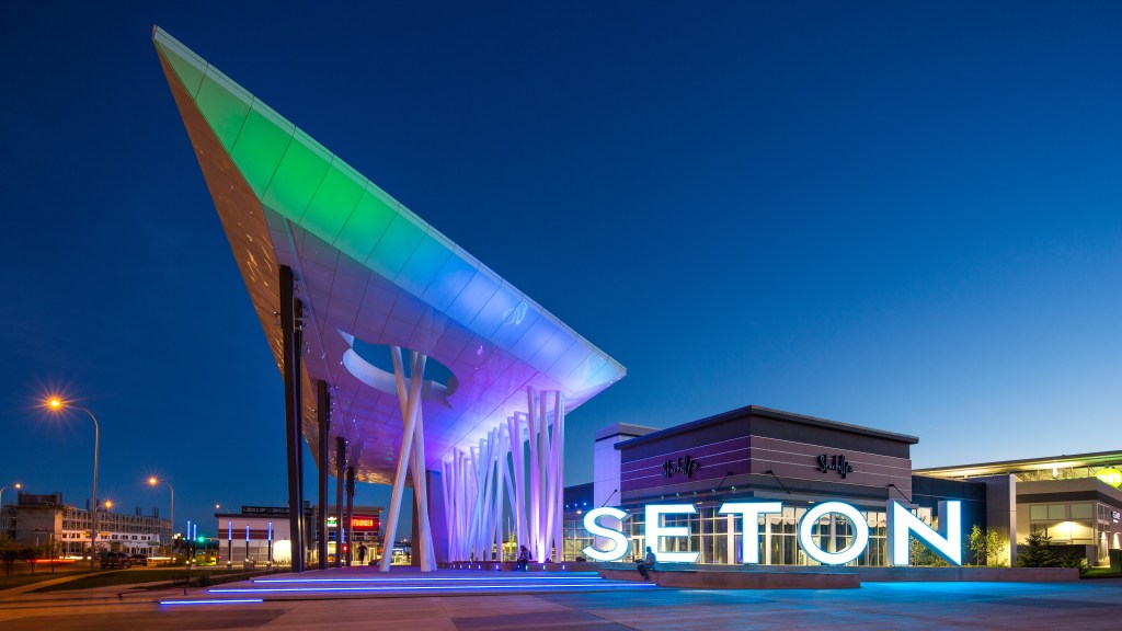 Seton Regional Retail | GGA-Architecture